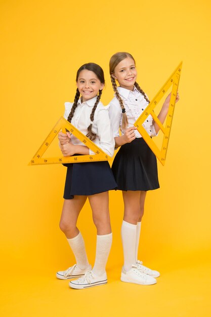 Conocimiento Escolar Explore El Mundo Con Las Matemáticas Descubra