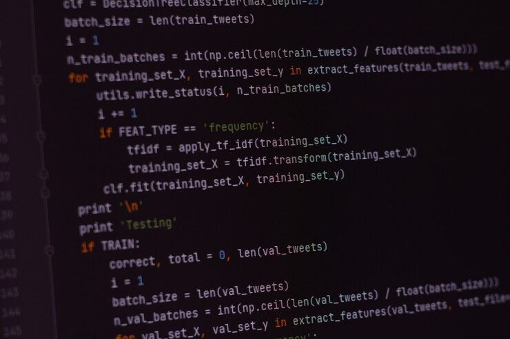 Desarrollador python, script java, html, código fuente css en la ...