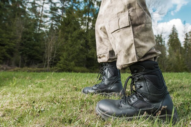 Poacher no conceito de trabalho | Foto Premium Poacher no conceito de trabalho | Foto Premium
