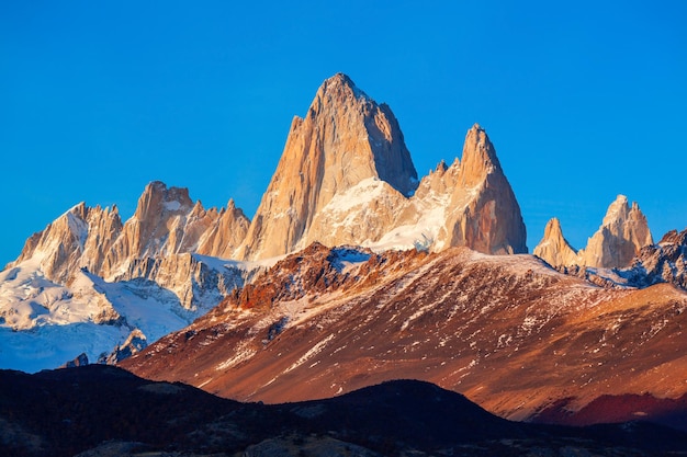 Monte Imagens – Download Grátis no Freepik Monte Imagens – Download Grátis no Freepik