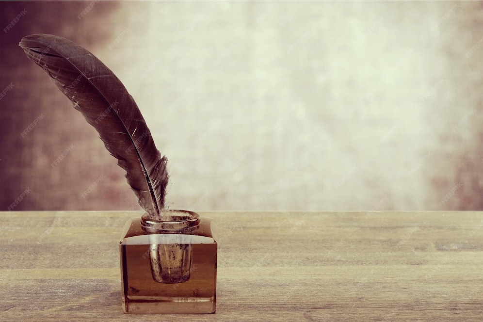 Ancienne Plume D'oie Vintage Avec Encrier | Photo Premium Ancienne Plume D'oie Vintage Avec Encrier | Photo Premium