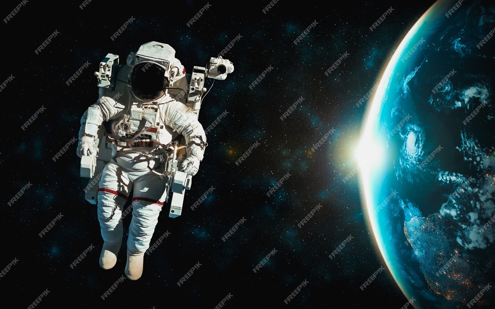 L'astronaute Spatial Fait Une Sortie Dans L'espace Tout En Travaillant ... L'astronaute Spatial Fait Une Sortie Dans L'espace Tout En Travaillant ...
