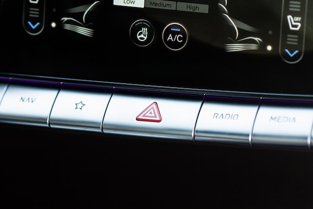 Images de Signaux Tableau Bord Voiture – Téléchargement gratuit sur Freepik Images de Signaux Tableau Bord Voiture – Téléchargement gratuit sur Freepik