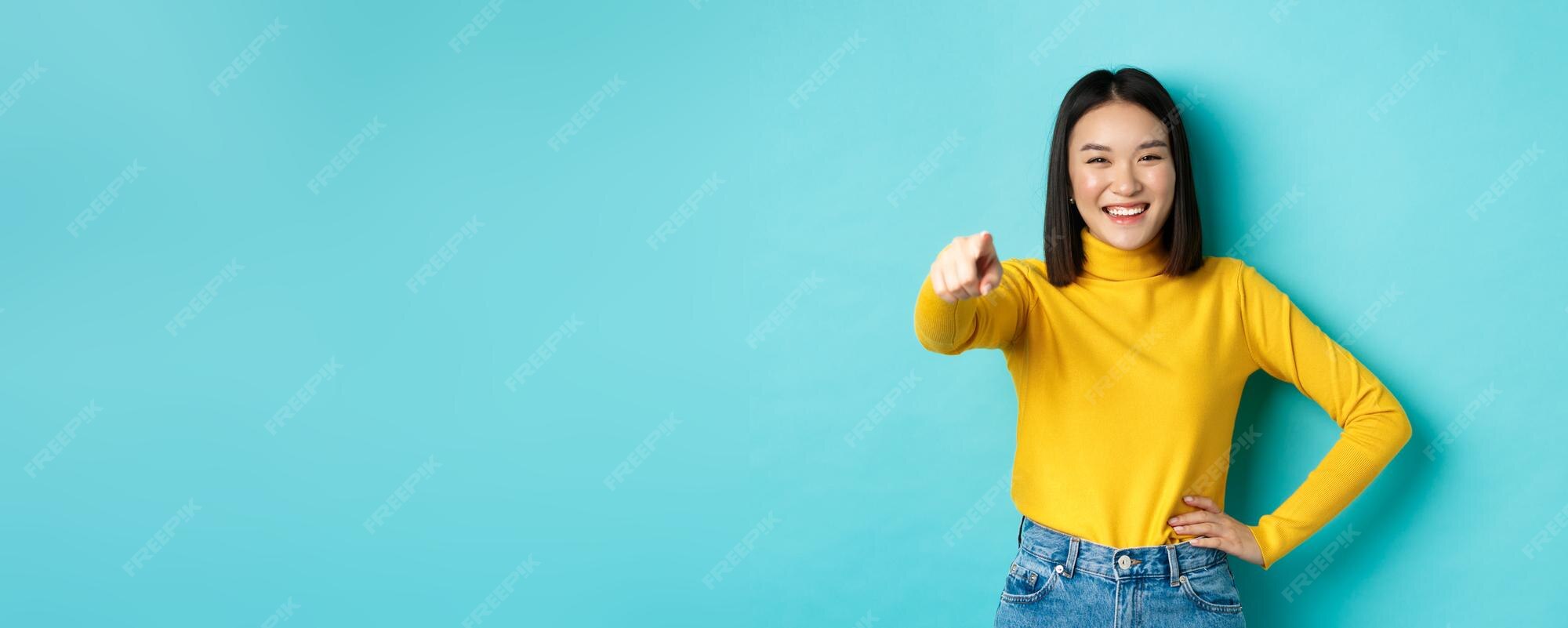 Premium Photo Beauty And Fashion Concept Cheerful Asian Woman