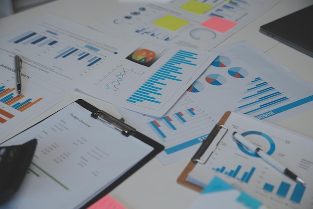 Premium Photo | Business accounting concept business man using ... Premium Photo | Business accounting concept business man using ...