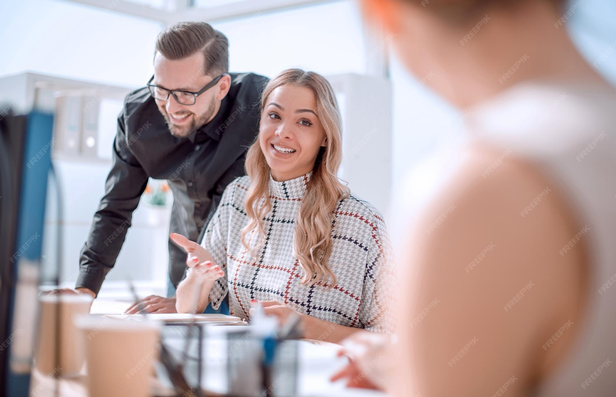 Premium Photo | Close up business team in the office Premium Photo | Close up business team in the office