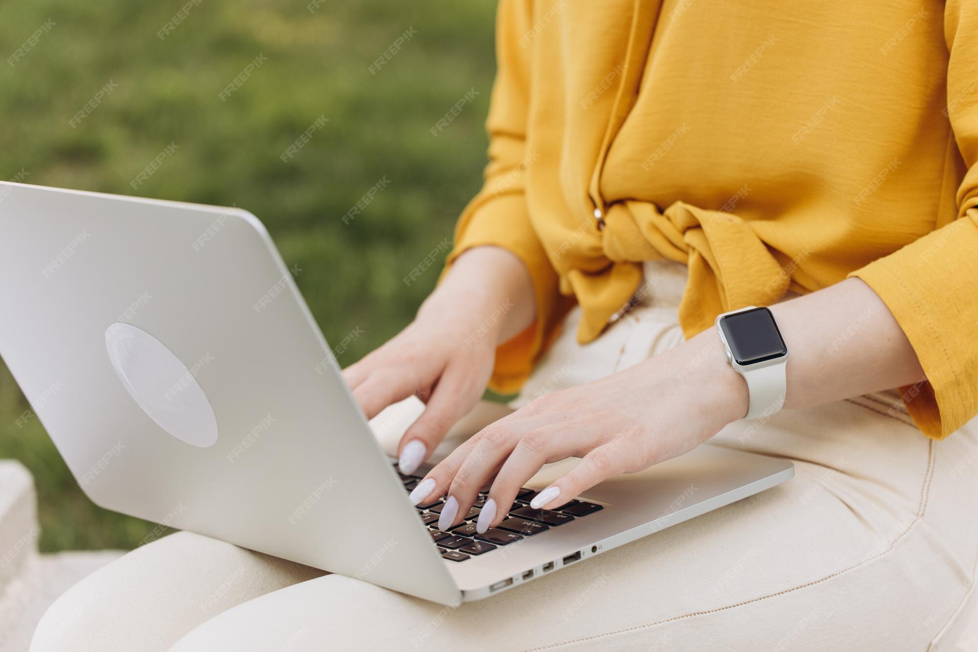 Premium Photo Closeup Coding On Computer Woman Hands Coding Html And