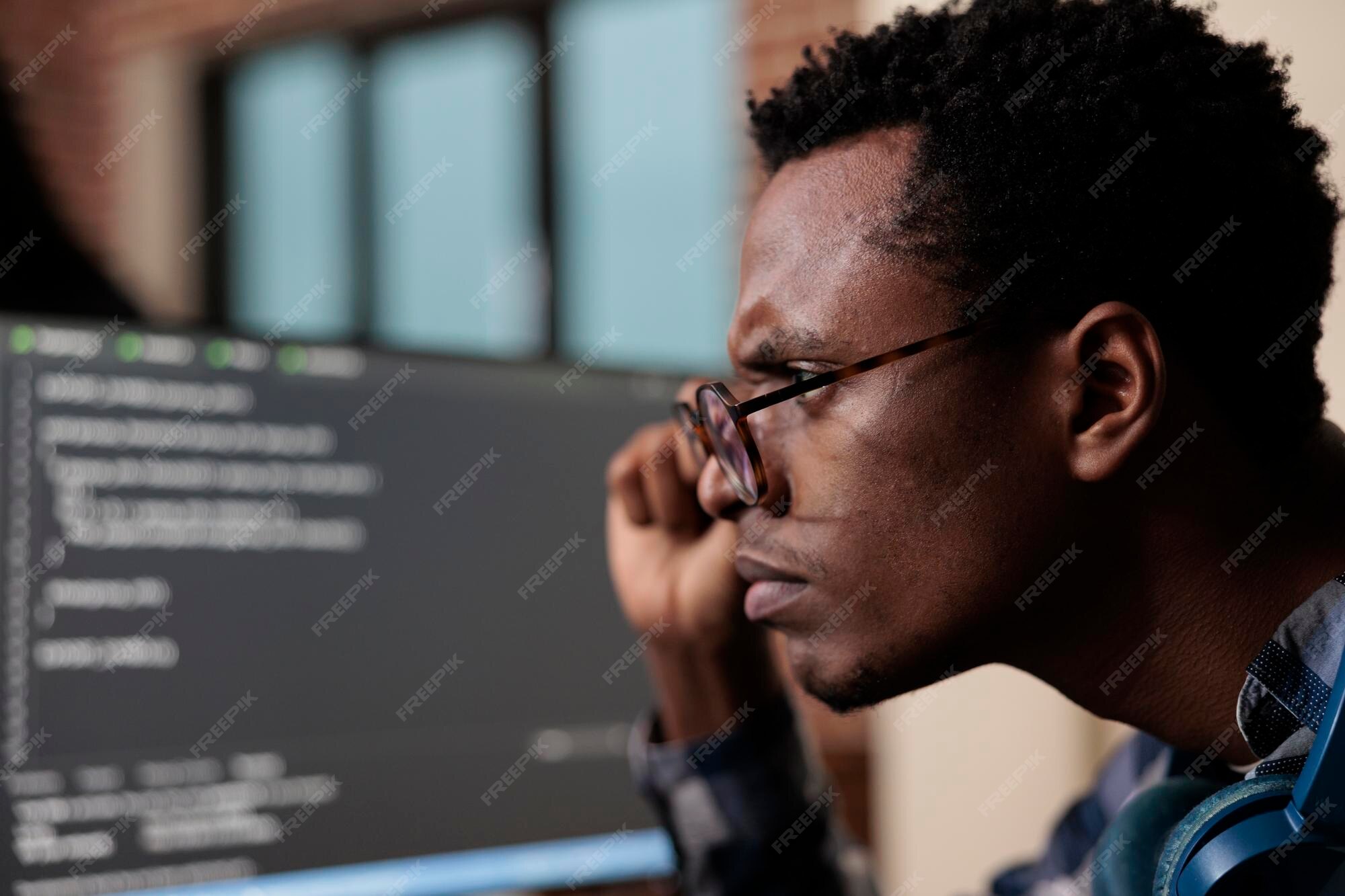Premium Photo | Computer programmer puzzled by nonfunctional security ...