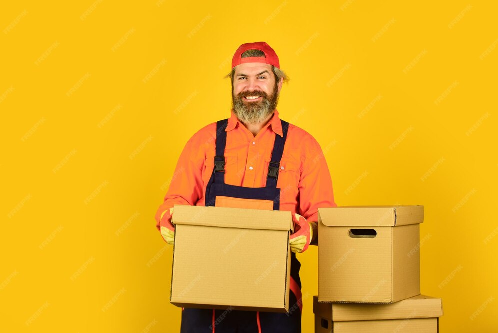 Premium Photo Confident Worker Express Delivery Concept Man Worker In