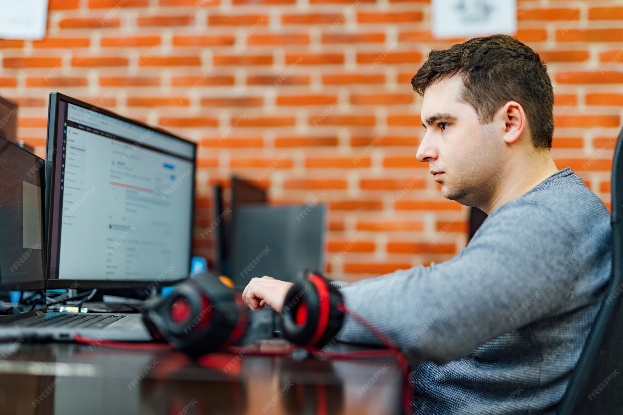 Premium Photo | Developing programming and coding technologies. website ...