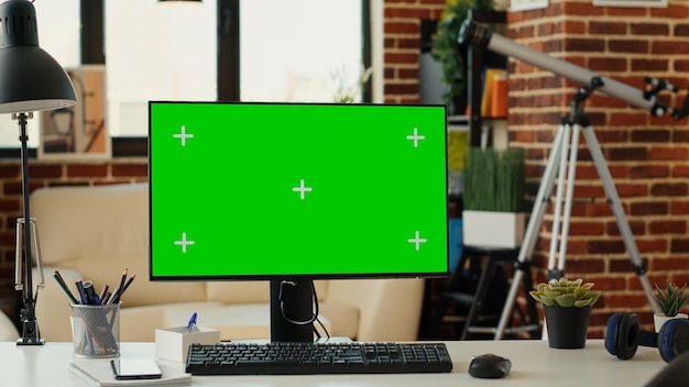 Premium Photo | Empty desk with computer and greenscreen on monitor ... Premium Photo | Empty desk with computer and greenscreen on monitor ...