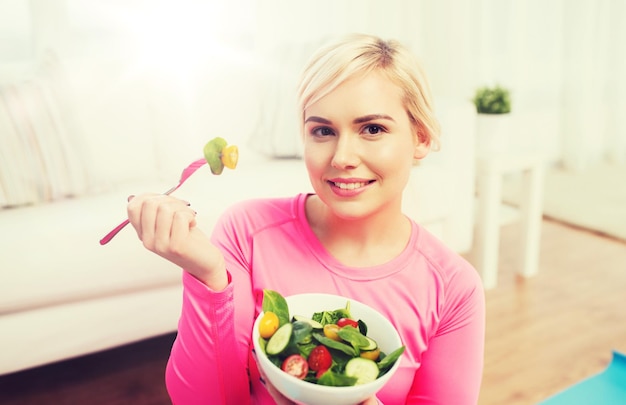Premium Photo Healthy Eating Dieting And People Concept Smiling