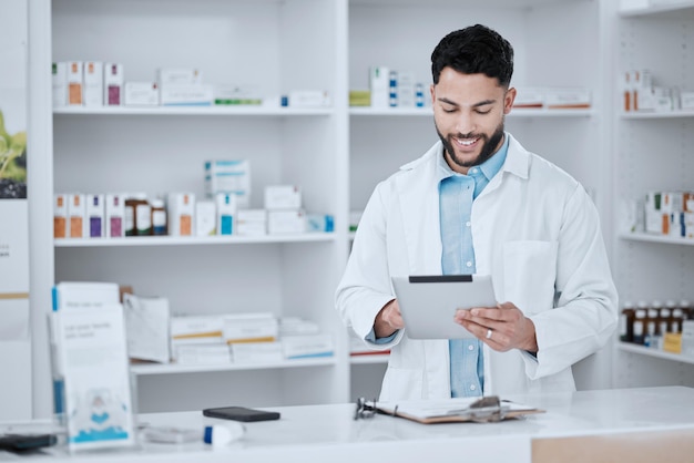 Premium Photo | Man clipboard and pharmacist with checklist for stock ... Premium Photo | Man clipboard and pharmacist with checklist for stock ...