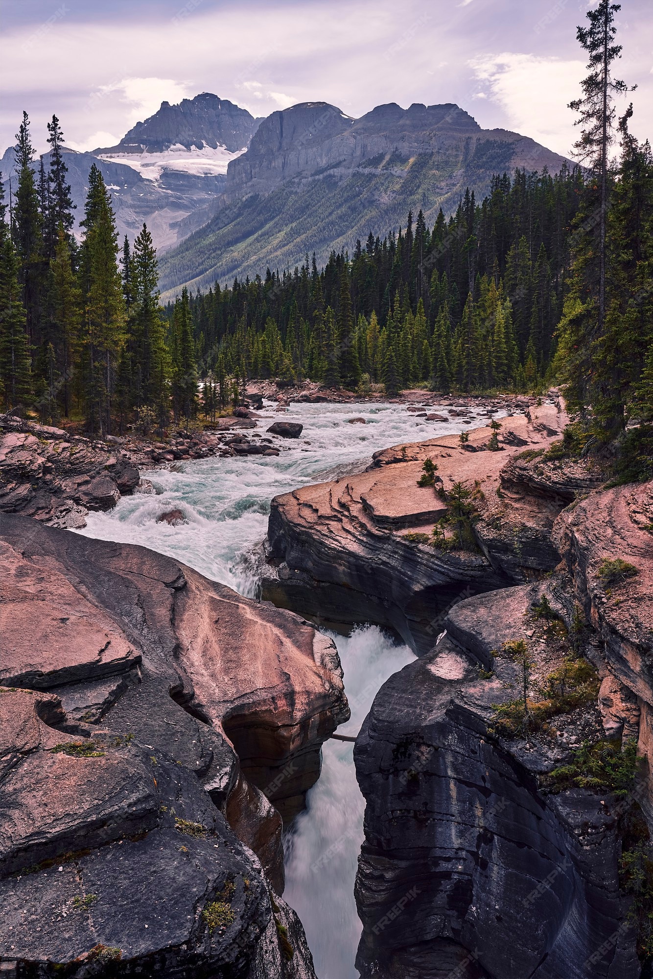 Premium Photo | The mistaya river becomes mistaya canyon, banff ... Premium Photo | The mistaya river becomes mistaya canyon, banff ...