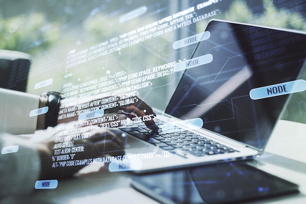 배경 인공 지능 및 신경망 개념에서 컴퓨터 키보드에 입력하는 추상적인 창의적인 코딩 스케치와 손의 다중 노출 프리미엄 사진