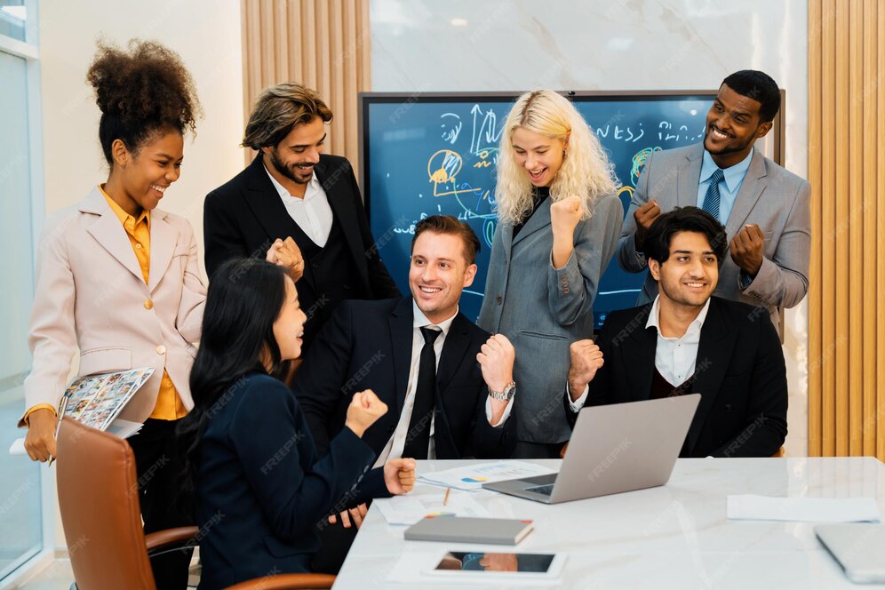 Premium Photo | Multicultural businesspeople brainstorming business ... Premium Photo | Multicultural businesspeople brainstorming business ...