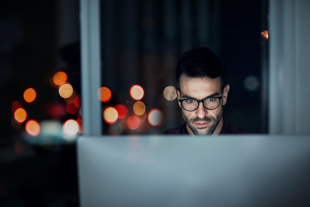 Premium Photo Night Computer And Programming With Business Man In