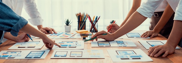 Premium Photo Panorama Shot Of Frontend Developer Team Brainstorming