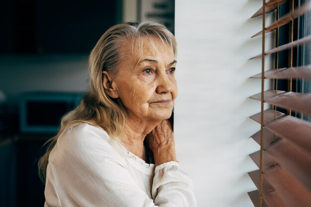 Premium Photo | Senior portrait grandmother using smart phone at home ... Premium Photo | Senior portrait grandmother using smart phone at home ...