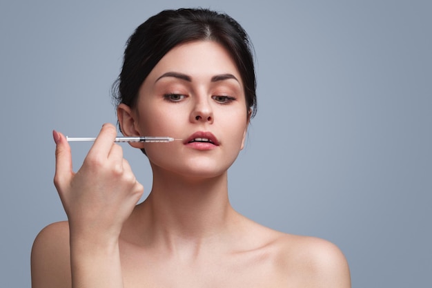 Premium Photo Sensual Flawless Model Doing Cosmetic Injection