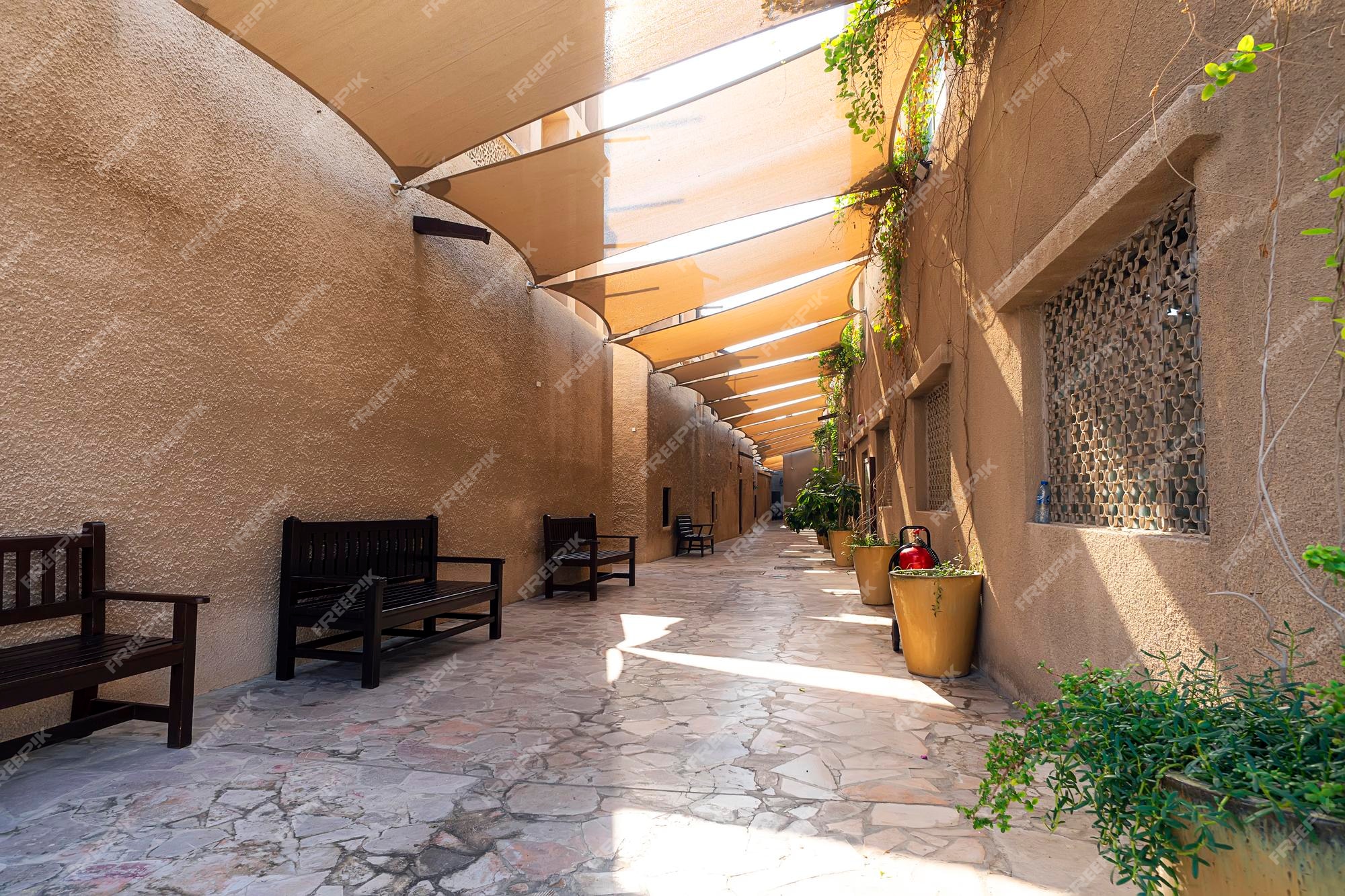 Premium Photo Traditional Arabic Streets In Historical Al Fahidi
