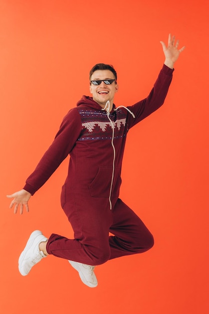 Premium Photo | A young man in sunglasses and a Christmas kigurumi ... Premium Photo | A young man in sunglasses and a Christmas kigurumi ...