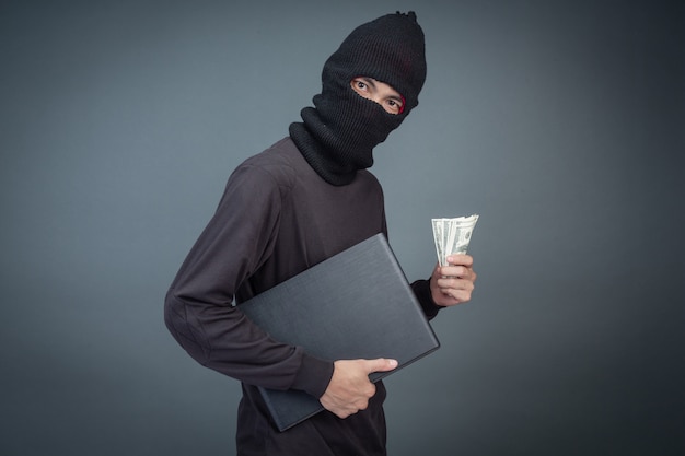 Financiele Cybercriminaliteit Afbeeldingen - Gratis downloaden op Freepik Financiele Cybercriminaliteit Afbeeldingen - Gratis downloaden op Freepik